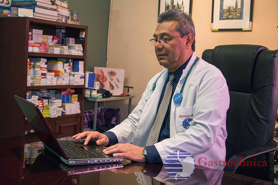 GASTROCLINICA - Staff - Dr. Carlos B. Cruz